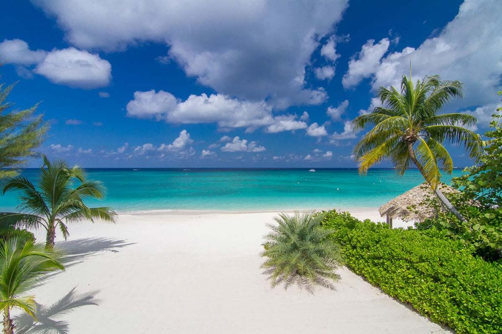 Hello sunshine: the beauty of Cayman’s tropical weather - 80 Degrees Today